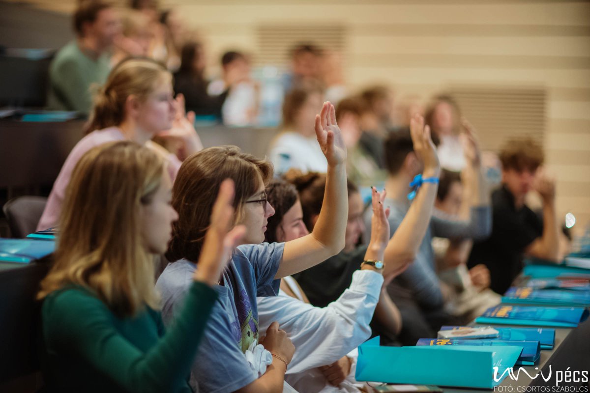 Hello, International Students!
